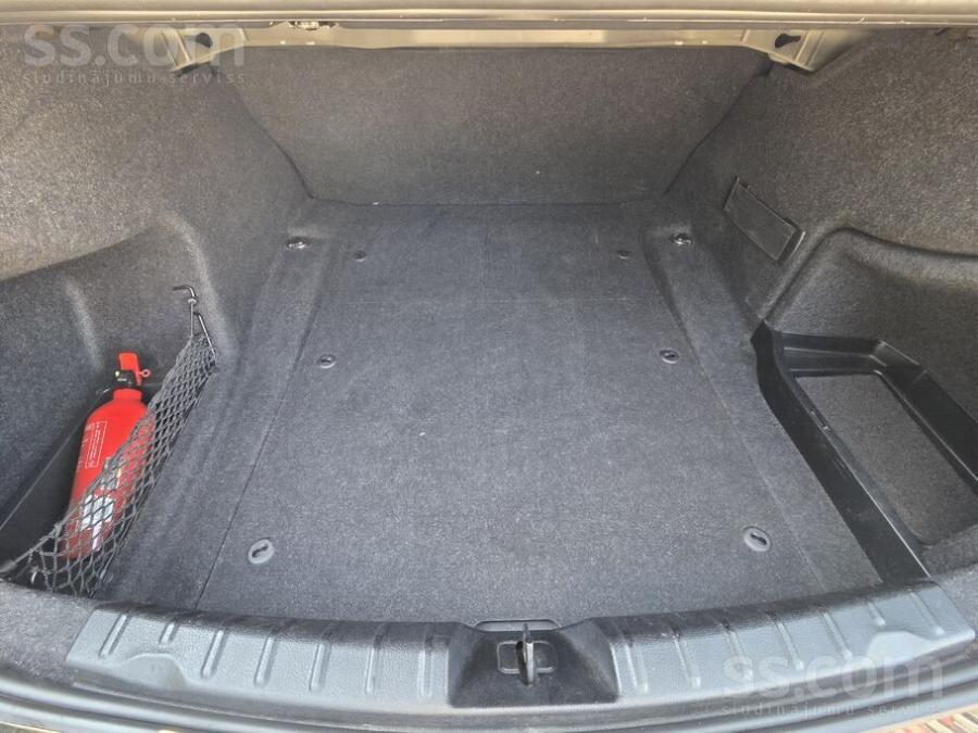 Melns BMW 320 2012 Rīga, ar dzinēja tilpumu 2.00 L un nobraukumu 236 tūkst. km par 7950 €, foto 13 vietnē AUTOMOTO.COM.LV