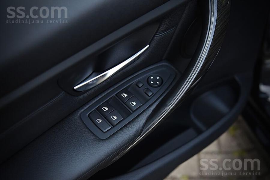 Melns BMW 320 2012 Tukums, ar dzinēja tilpumu 2.00 L un nobraukumu 232 tūkst. km par 9990 €, foto 9 vietnē AUTOMOTO.COM.LV