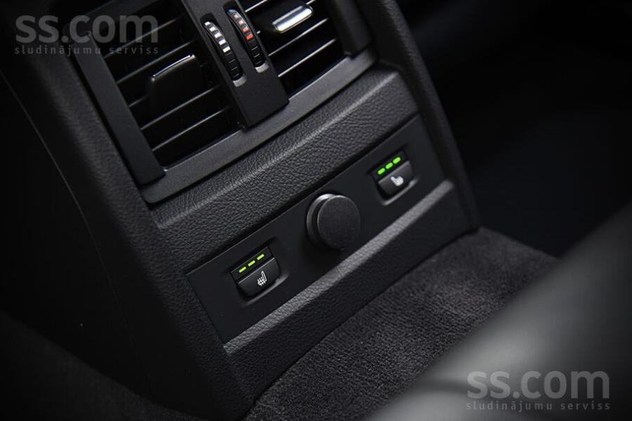 Melns BMW 320 2012 Tukums, ar dzinēja tilpumu 2.00 L un nobraukumu 232 tūkst. km par 9990 €, foto 17 vietnē AUTOMOTO.COM.LV