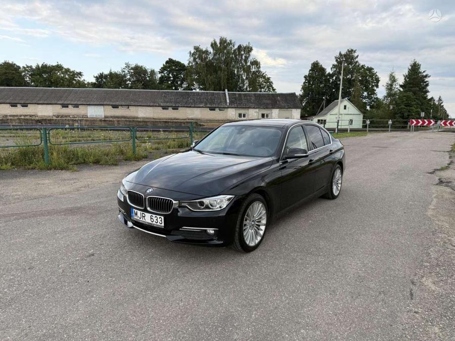 Black BMW 320 2012 in Rokiskis, with an engine capacity of 2.00 L and mileage of 265 thousand km for 7500 €, photo 1 on AUTOMOTO.COM.LV