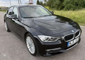 Black BMW 320 2012 in Rokiskis, with an engine capacity of 2.00 L and mileage of 265 thousand km for 7500 €, photo 5 on AUTOMOTO.COM.LV