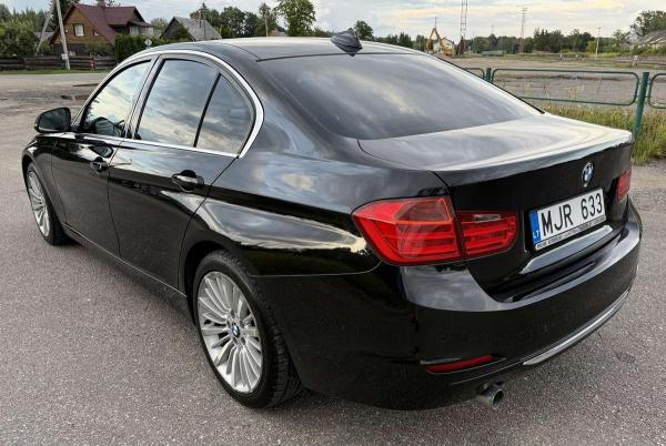 Black BMW 320 2012 in Rokiskis, with an engine capacity of 2.00 L and mileage of 265 thousand km for 7500 €, photo 8 on AUTOMOTO.COM.LV