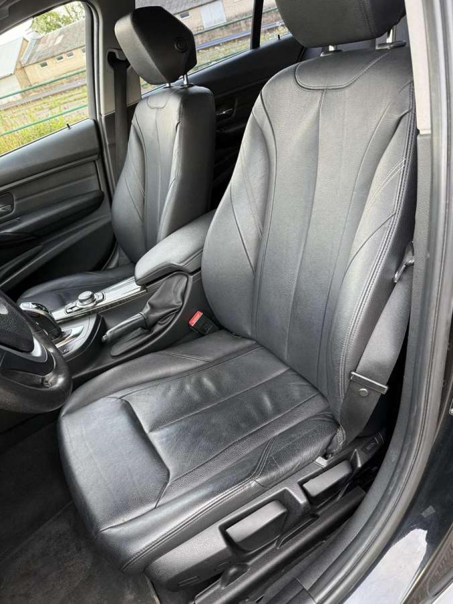Black BMW 320 2012 in Rokiskis, with an engine capacity of 2.00 L and mileage of 265 thousand km for 7500 €, photo 13 on AUTOMOTO.COM.LV