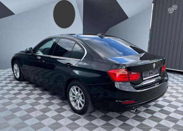 Black BMW 320 2012 in Vilnius, with an engine capacity of 2.00 L and mileage of 184 thousand km for 11490 €, photo 9 on AUTOMOTO.COM.LV