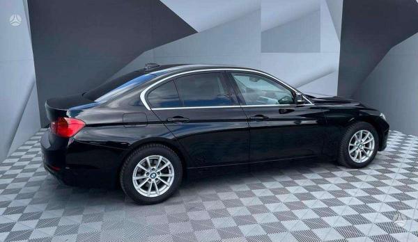 Black BMW 320 2012 in Vilnius, with an engine capacity of 2.00 L and mileage of 184 thousand km for 11490 €, photo 10 on AUTOMOTO.COM.LV