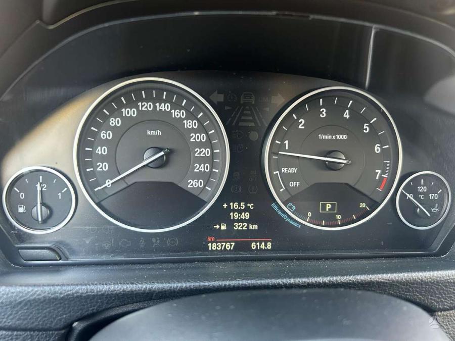 Melns BMW 320 2012 Viļņa, ar dzinēja tilpumu 2.00 L un nobraukumu 184 tūkst. km par 11490 €, foto 22 vietnē AUTOMOTO.COM.LV