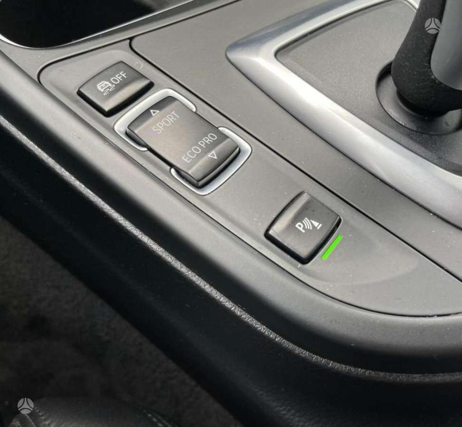 Melns BMW 320 2012 Viļņa, ar dzinēja tilpumu 2.00 L un nobraukumu 184 tūkst. km par 11490 €, foto 30 vietnē AUTOMOTO.COM.LV