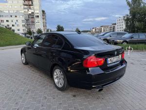 Черный БМВ 320 2012 в Вильнюс, объемом двигателя 2.00 л и пробегом 295 тыс. км за 3900 €, фото 8 на AUTOMOTO.COM.LV