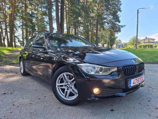 Black BMW 320 2012 in Vilnius, with an engine capacity of 2.00 L and mileage of 221 thousand km for 7900 €, photo 4 on AUTOMOTO.COM.LV