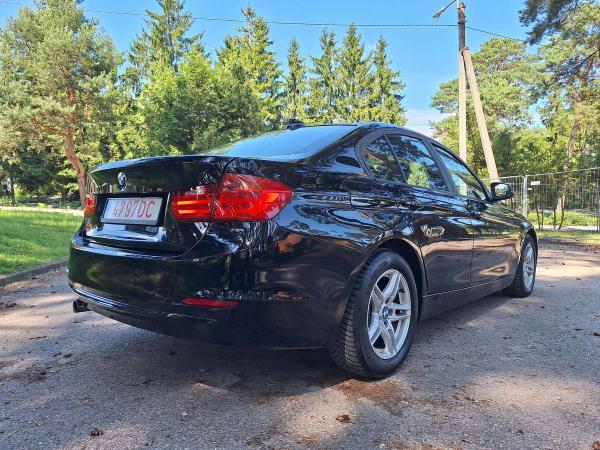 Black BMW 320 2012 in Vilnius, with an engine capacity of 2.00 L and mileage of 221 thousand km for 7900 €, photo 7 on AUTOMOTO.COM.LV