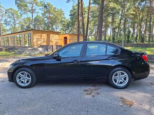 Black BMW 320 2012 in Vilnius, with an engine capacity of 2.00 L and mileage of 221 thousand km for 7900 €, photo 13 on AUTOMOTO.COM.LV