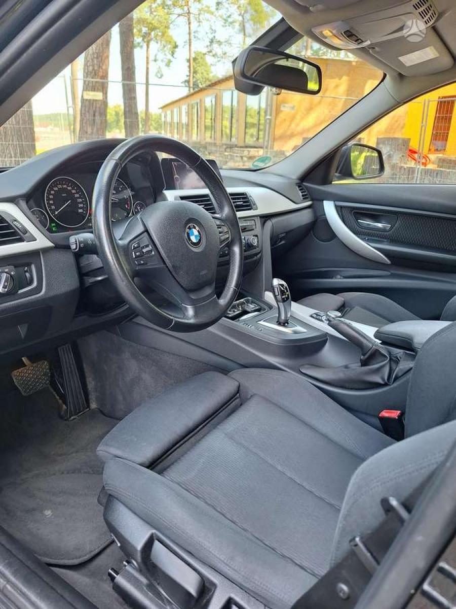 Black BMW 320 2012 in Vilnius, with an engine capacity of 2.00 L and mileage of 221 thousand km for 7900 €, photo 17 on AUTOMOTO.COM.LV