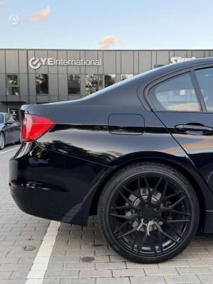 Melns BMW 320 2012 Viļņa, ar dzinēja tilpumu 2.00 L un nobraukumu 225 tūkst. km par 7500 €, foto 8 vietnē AUTOMOTO.COM.LV
