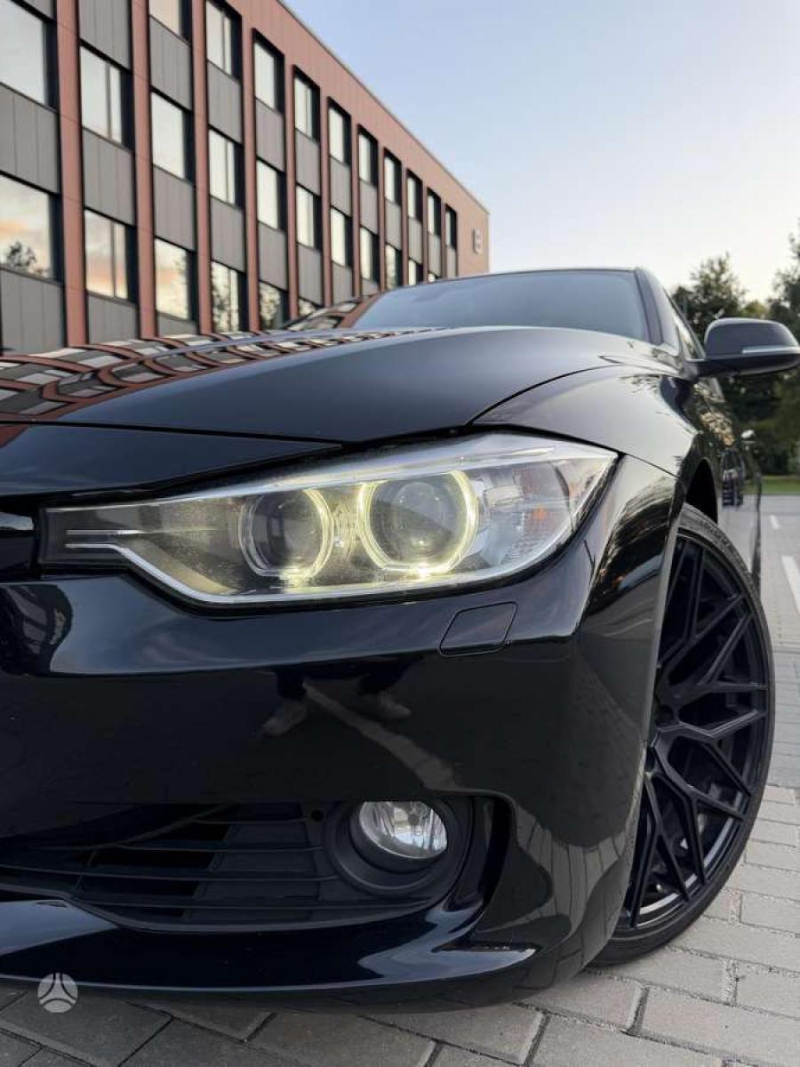 Melns BMW 320 2012 Viļņa, ar dzinēja tilpumu 2.00 L un nobraukumu 225 tūkst. km par 7500 €, foto 27 vietnē AUTOMOTO.COM.LV