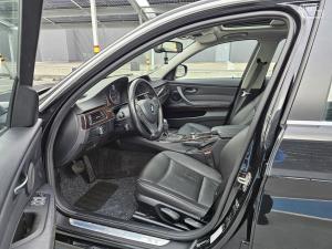 Melns BMW 320 2012 Viļņa, ar dzinēja tilpumu 2.00 L un nobraukumu 253 tūkst. km par 6900 €, foto 14 vietnē AUTOMOTO.COM.LV