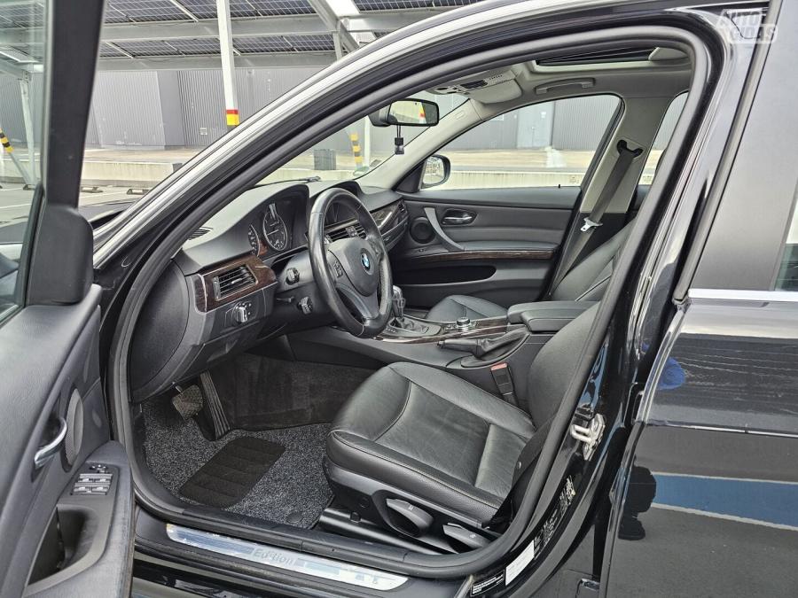 Melns BMW 320 2012 Viļņa, ar dzinēja tilpumu 2.00 L un nobraukumu 253 tūkst. km par 6900 €, foto 14 vietnē AUTOMOTO.COM.LV