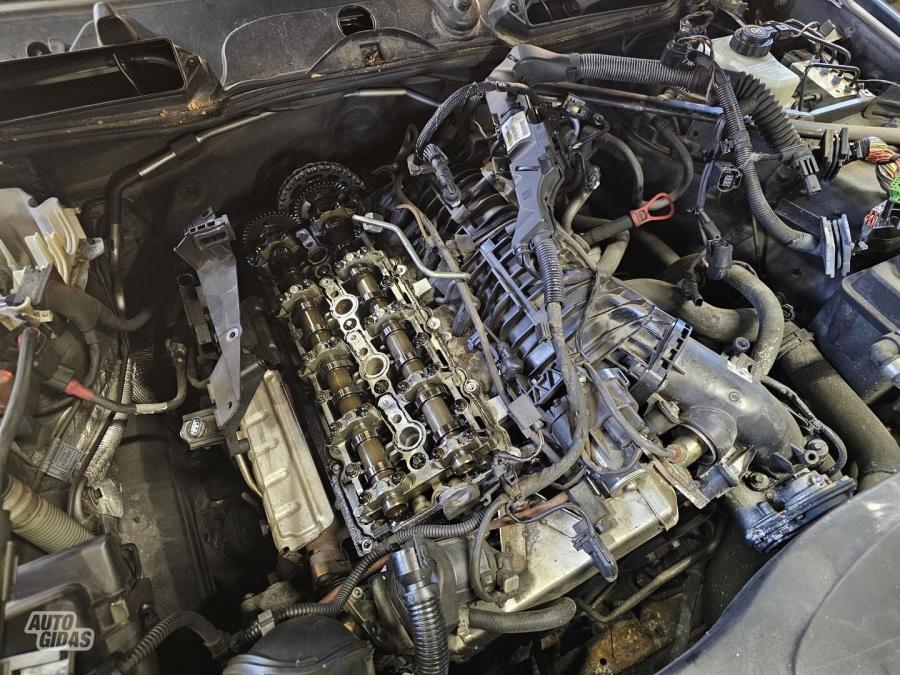 Melns BMW 320 2012 Viļņa, ar dzinēja tilpumu 2.00 L un nobraukumu 253 tūkst. km par 6900 €, foto 22 vietnē AUTOMOTO.COM.LV