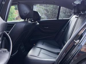 Black BMW 320 2012 in Siauliai, with an engine capacity of 2.00 L and mileage of 266 thousand km for 8900 €, photo 15 on AUTOMOTO.COM.LV