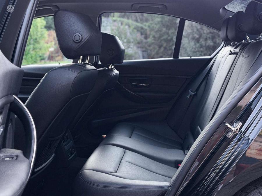 Black BMW 320 2012 in Siauliai, with an engine capacity of 2.00 L and mileage of 266 thousand km for 8900 €, photo 15 on AUTOMOTO.COM.LV
