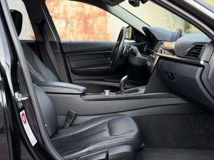 Black BMW 320 2012 in Siauliai, with an engine capacity of 2.00 L and mileage of 266 thousand km for 8900 €, photo 19 on AUTOMOTO.COM.LV