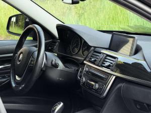 Black BMW 320 2012 in Siauliai, with an engine capacity of 2.00 L and mileage of 266 thousand km for 8900 €, photo 20 on AUTOMOTO.COM.LV