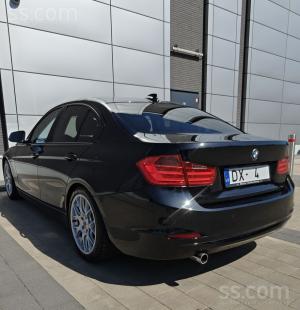 Black BMW 320 2012 in Riga, with an engine capacity of 2.00 L and mileage of 191 thousand km for 10000 €, photo 7 on AUTOMOTO.COM.LV