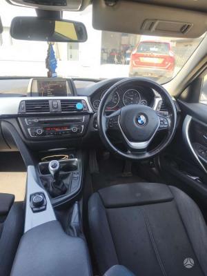 Melns BMW 320 2012 Panevēža, ar dzinēja tilpumu 2.00 L un nobraukumu 197 tūkst. km par 2950 €, foto 18 vietnē AUTOMOTO.COM.LV