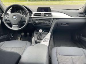 Black BMW 320 2012 in Kaunas, with an engine capacity of 2.00 L and mileage of 279 thousand km for 5650 €, photo 26 on AUTOMOTO.COM.LV