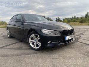 Melns BMW 320 2012 Dobele, ar dzinēja tilpumu 2.00 L un nobraukumu 295 tūkst. km par 9000 €, foto  vietnē AUTOMOTO.COM.LV