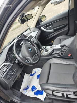 Melns BMW 320 2012 Tauragė, ar dzinēja tilpumu 2.00 L un nobraukumu 286 tūkst. km par 7400 €, foto 6 vietnē AUTOMOTO.COM.LV