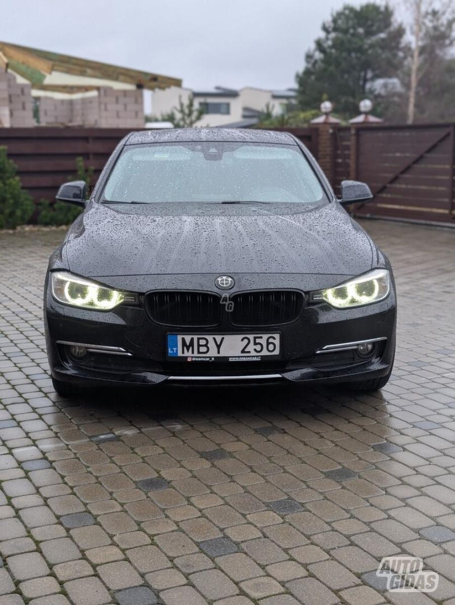 Melns BMW 320 2013 Klaipėda, ar dzinēja tilpumu 2.00 L un nobraukumu 400 tūkst. km par 9000 €, foto 2 vietnē AUTOMOTO.COM.LV