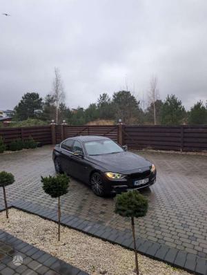 Melns BMW 320 2013 Klaipėda, ar dzinēja tilpumu 2.00 L un nobraukumu 400 tūkst. km par 8200 €, foto  vietnē AUTOMOTO.COM.LV