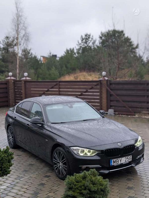 Melns BMW 320 2013 Klaipėda, ar dzinēja tilpumu 2.00 L un nobraukumu 400 tūkst. km par 8200 €, foto 6 vietnē AUTOMOTO.COM.LV