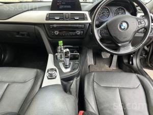Melns BMW 320 2013 Rīga, ar dzinēja tilpumu 2.00 L un nobraukumu 230 tūkst. km par 3500 €, foto 11 vietnē AUTOMOTO.COM.LV