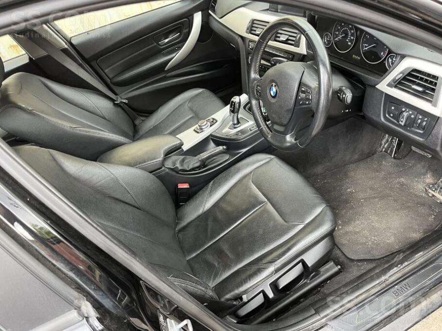 Melns BMW 320 2013 Rīga, ar dzinēja tilpumu 2.00 L un nobraukumu 230 tūkst. km par 3500 €, foto 12 vietnē AUTOMOTO.COM.LV