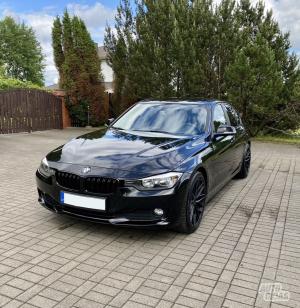 Черный БМВ 320 2013 в Вильнюс, объемом двигателя 2.00 л и пробегом 311 тыс. км за 11500 €, фото 4 на AUTOMOTO.COM.LV