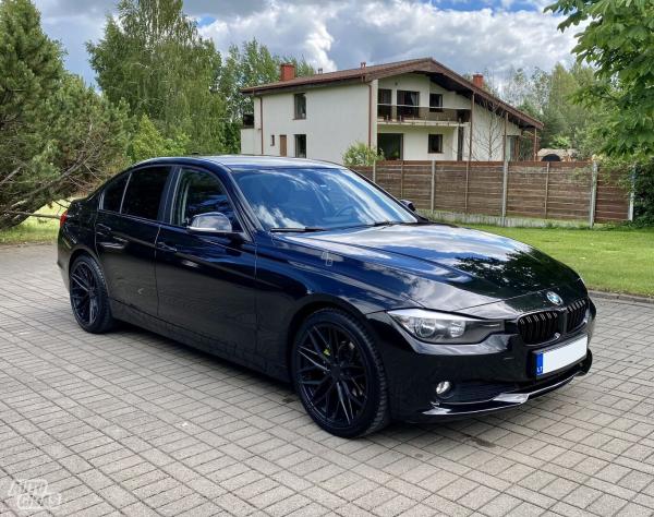 Black BMW 320 2013 in Vilnius, with an engine capacity of 2.00 L and mileage of 311 thousand km for 11500 €, photo 9 on AUTOMOTO.COM.LV