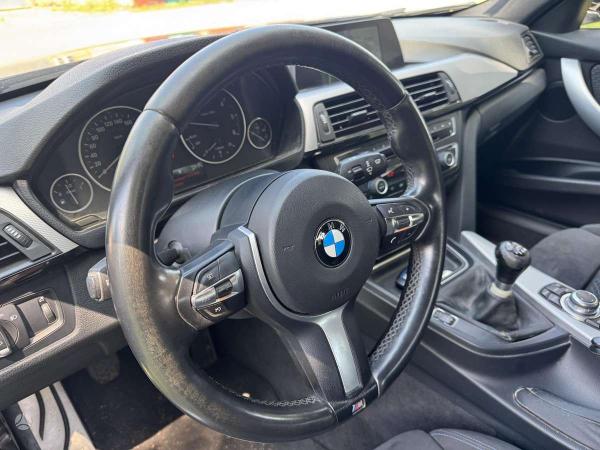 Melns BMW 320 2013 Alīta, ar dzinēja tilpumu 2.00 L un nobraukumu 240 tūkst. km par 6850 €, foto 7 vietnē AUTOMOTO.COM.LV