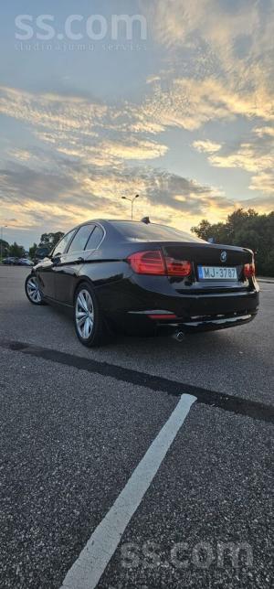 Melns BMW 320 2013 Daugavpils, ar dzinēja tilpumu 2.00 L un nobraukumu 311 tūkst. km par 13200 €, foto 12 vietnē AUTOMOTO.COM.LV