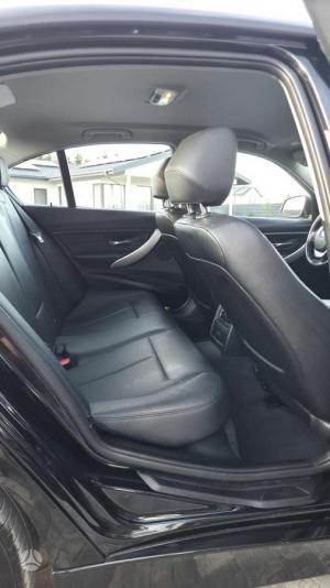 Melns BMW 320 2013 Kauņa, ar dzinēja tilpumu 2.00 L un nobraukumu 288 tūkst. km par 9200 €, foto 13 vietnē AUTOMOTO.COM.LV