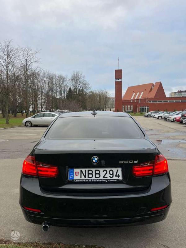 Black BMW 320 2013 in Vilnius, with an engine capacity of 2.00 L and mileage of 295 thousand km for 8500 €, photo 7 on AUTOMOTO.COM.LV