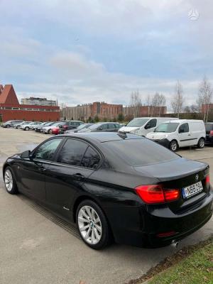 Черный БМВ 320 2013 в Вильнюс, объемом двигателя 2.00 л и пробегом 295 тыс. км за 8500 €, фото 9 на AUTOMOTO.COM.LV
