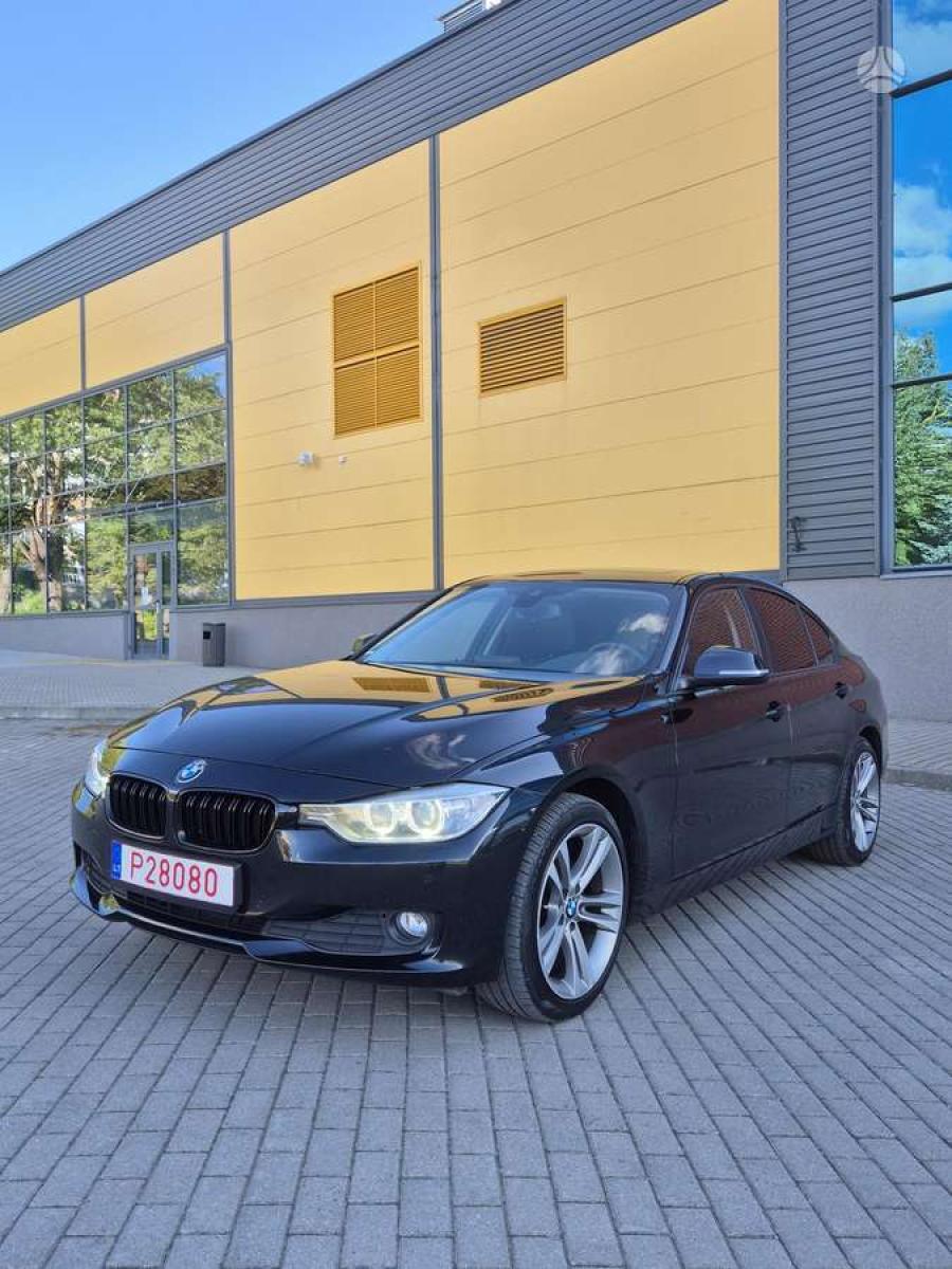 Black BMW 320 2013 in Siauliai, with an engine capacity of 2.00 L and mileage of 336 thousand km for 8950 €, photo 15 on AUTOMOTO.COM.LV