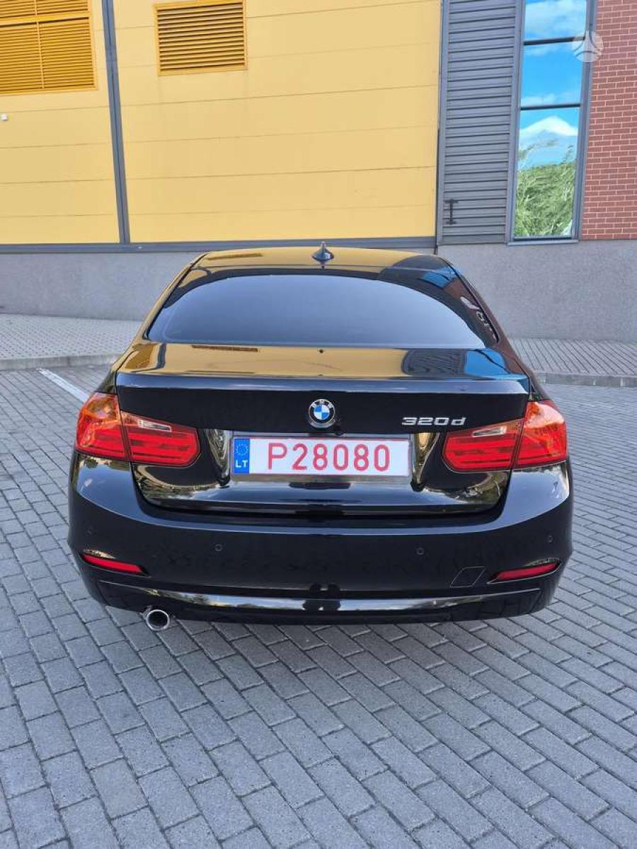 Black BMW 320 2013 in Siauliai, with an engine capacity of 2.00 L and mileage of 336 thousand km for 8950 €, photo 16 on AUTOMOTO.COM.LV