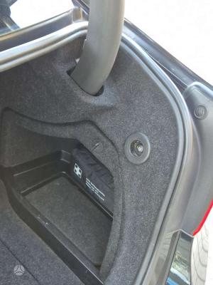 Black BMW 320 2013 in Siauliai, with an engine capacity of 2.00 L and mileage of 336 thousand km for 8950 €, photo 24 on AUTOMOTO.COM.LV