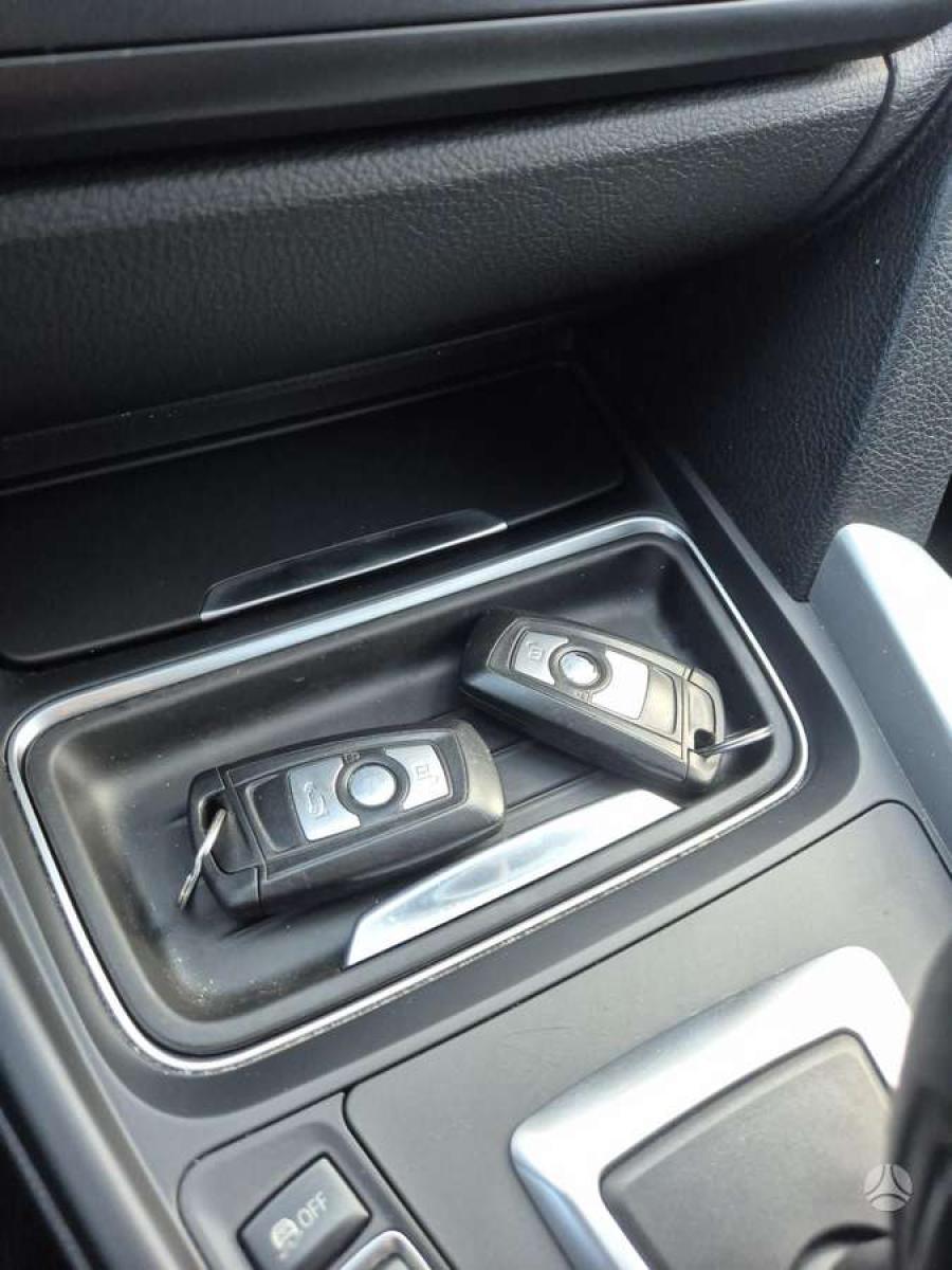 Black BMW 320 2013 in Siauliai, with an engine capacity of 2.00 L and mileage of 336 thousand km for 8950 €, photo 39 on AUTOMOTO.COM.LV