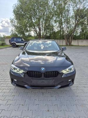 Black BMW 320 2013 in Siauliai, with an engine capacity of 2.00 L and mileage of 336 thousand km for 8950 €, photo 41 on AUTOMOTO.COM.LV