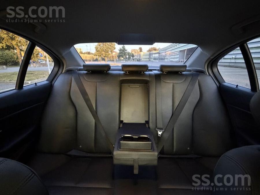Black BMW 320 2013 in Riga, with an engine capacity of 2.00 L and mileage of 127 thousand km for 13990 €, photo 14 on AUTOMOTO.COM.LV