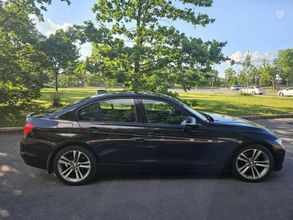 Черный БМВ 320 2013 в Каунас, объемом двигателя 2.00 л и пробегом 231 тыс. км за 9000 €, фото 1 на AUTOMOTO.COM.LV
