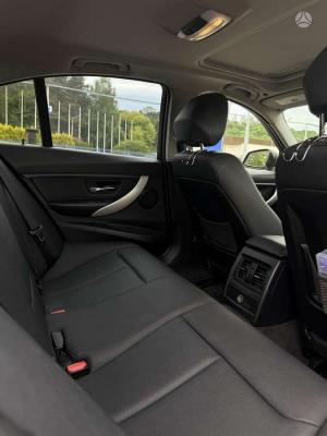 Melns BMW 320 2013 Viļņa, ar dzinēja tilpumu 2.00 L un nobraukumu 224 tūkst. km par 8400 €, foto 9 vietnē AUTOMOTO.COM.LV